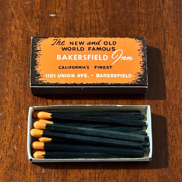 Other | Vintage Matchbox New And Old World Famous Bakersfield Inn ...
